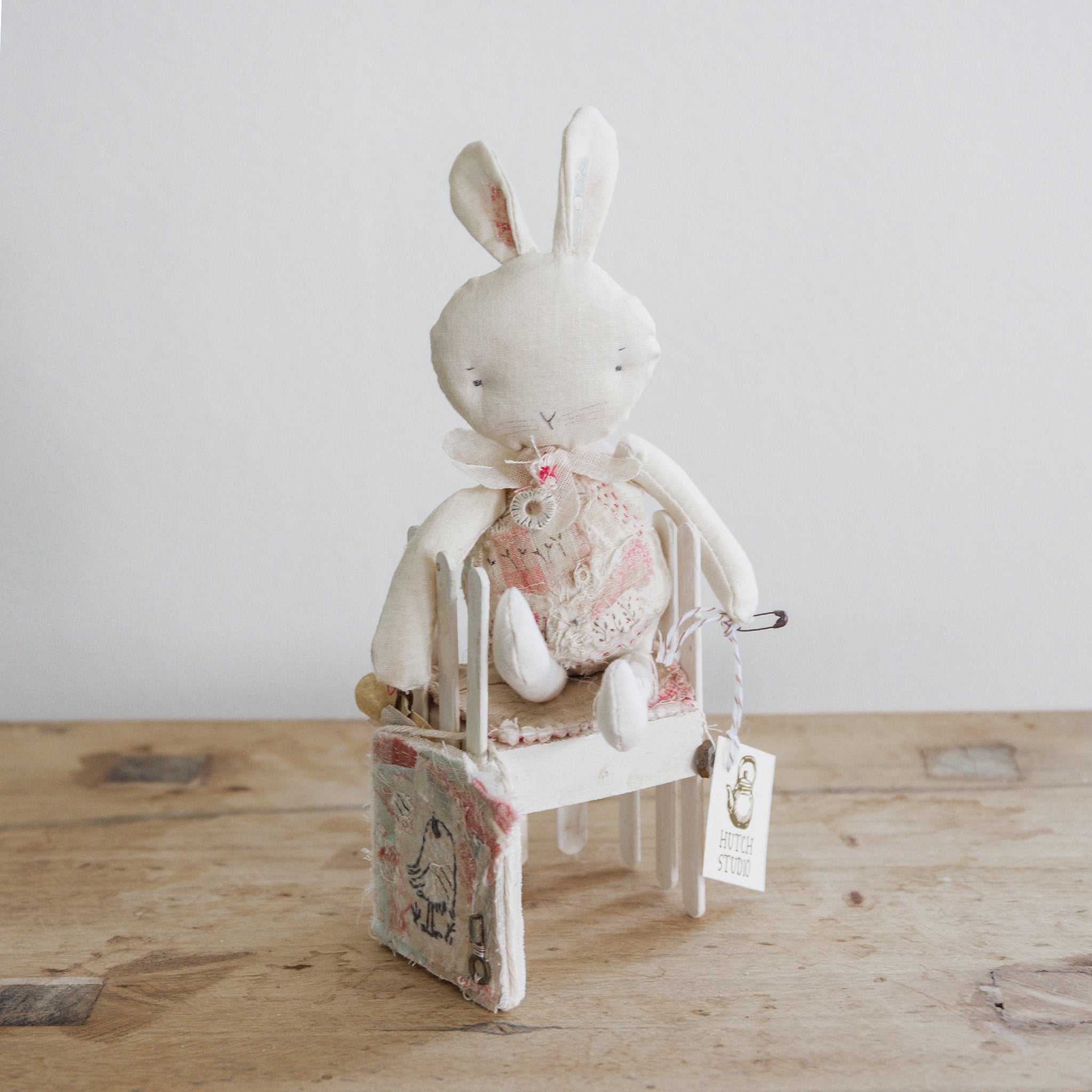 RETIRED - Hutch Studio - Sit-a-Spell Collection | Sit-a-Spell Nel