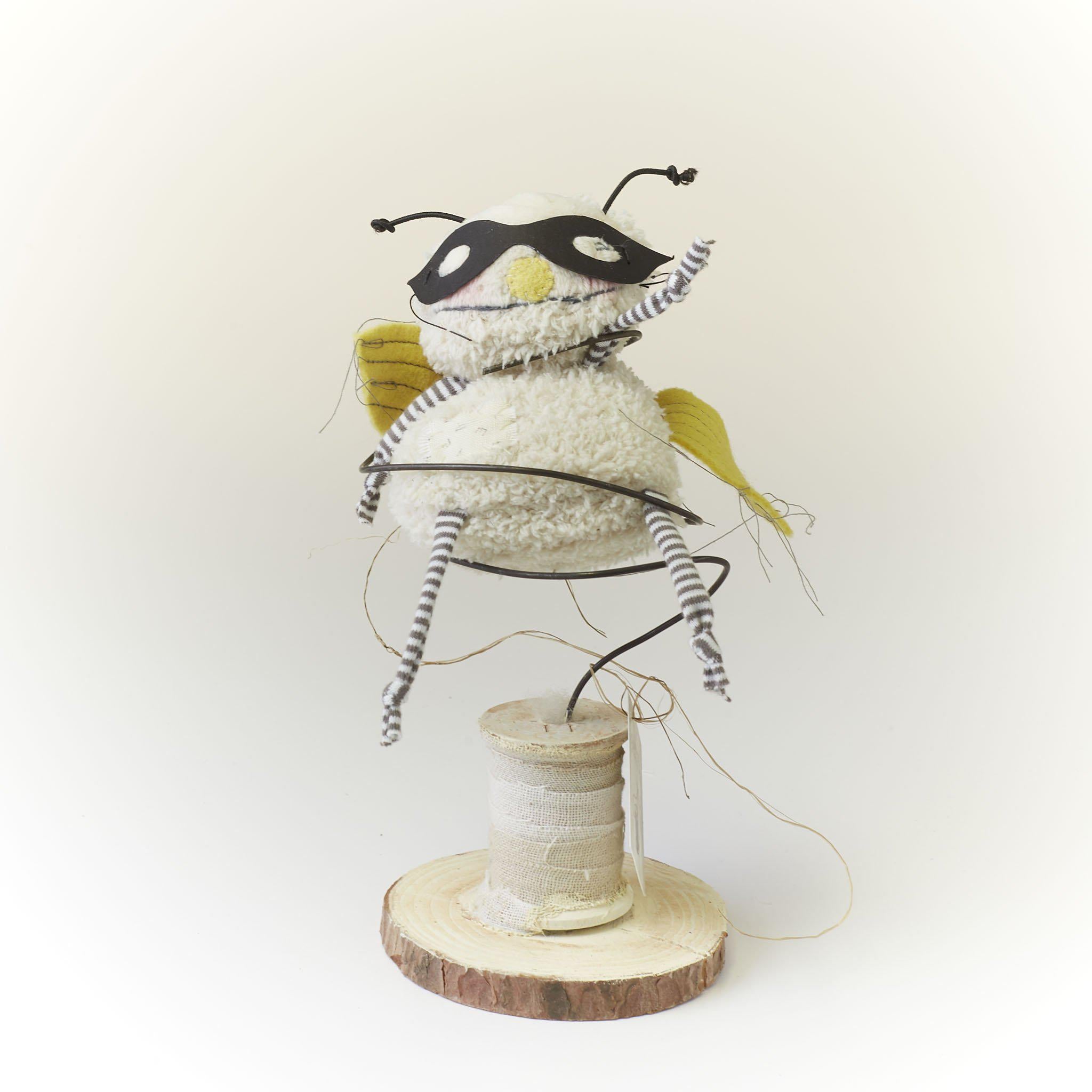 RETIRED - Hutch Studio - Buzby B - One Of A Kind Bug